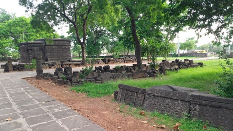 425 ईस्वी पूर्व में निर्मित 36 हिंदू मंदिरों का समूह तिग्मा कंकाली देवी ...